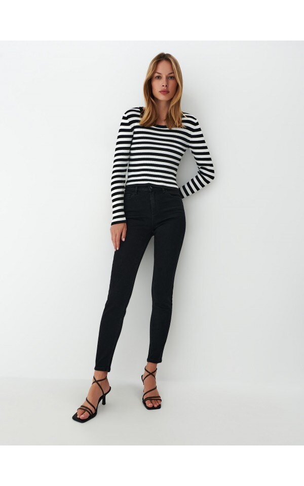 Jeansy skinny Kolor czarny - MOHITO - 4972O-99J